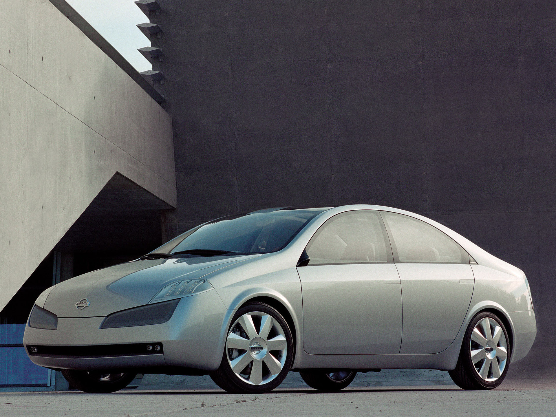 2000 Nissan Fusion - Concepts