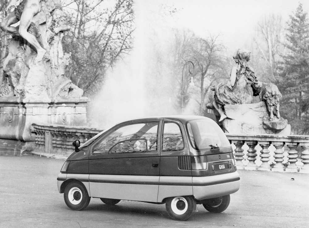 1983 Ford Trio (Ghia) - Studios